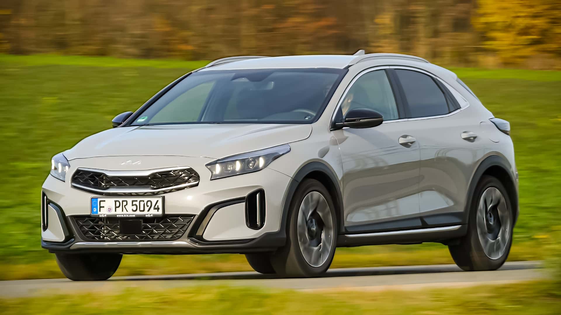 Kia XCeed 1.6 T-GDI (2025) im Test: Endlich ein normales Auto! | Kia ...