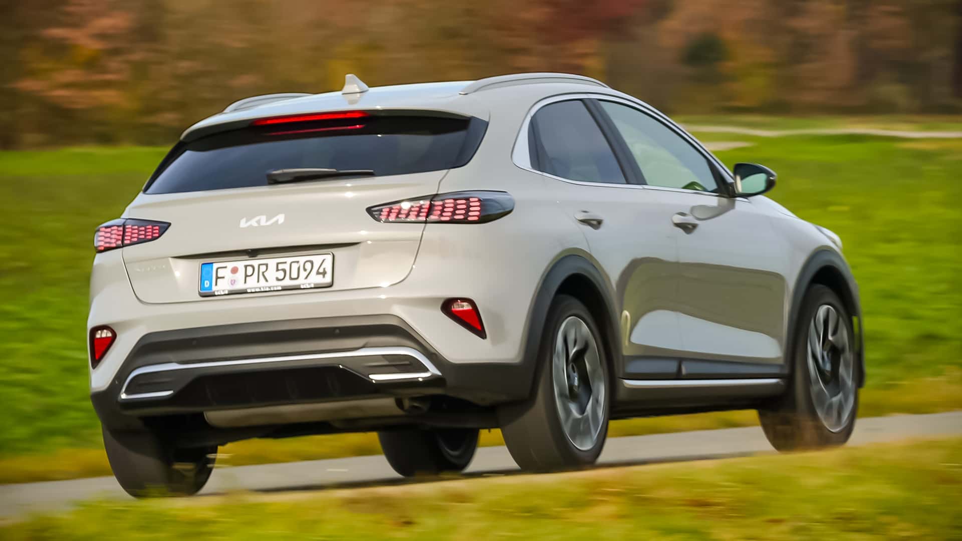 Kia XCeed 1.6 T-GDI (2025) im Test: Endlich ein normales Auto! | Kia ...